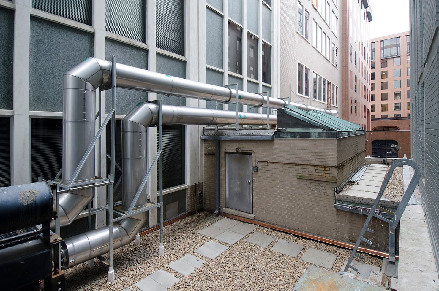 Verizon Midtown Generator | Kalmia Construction